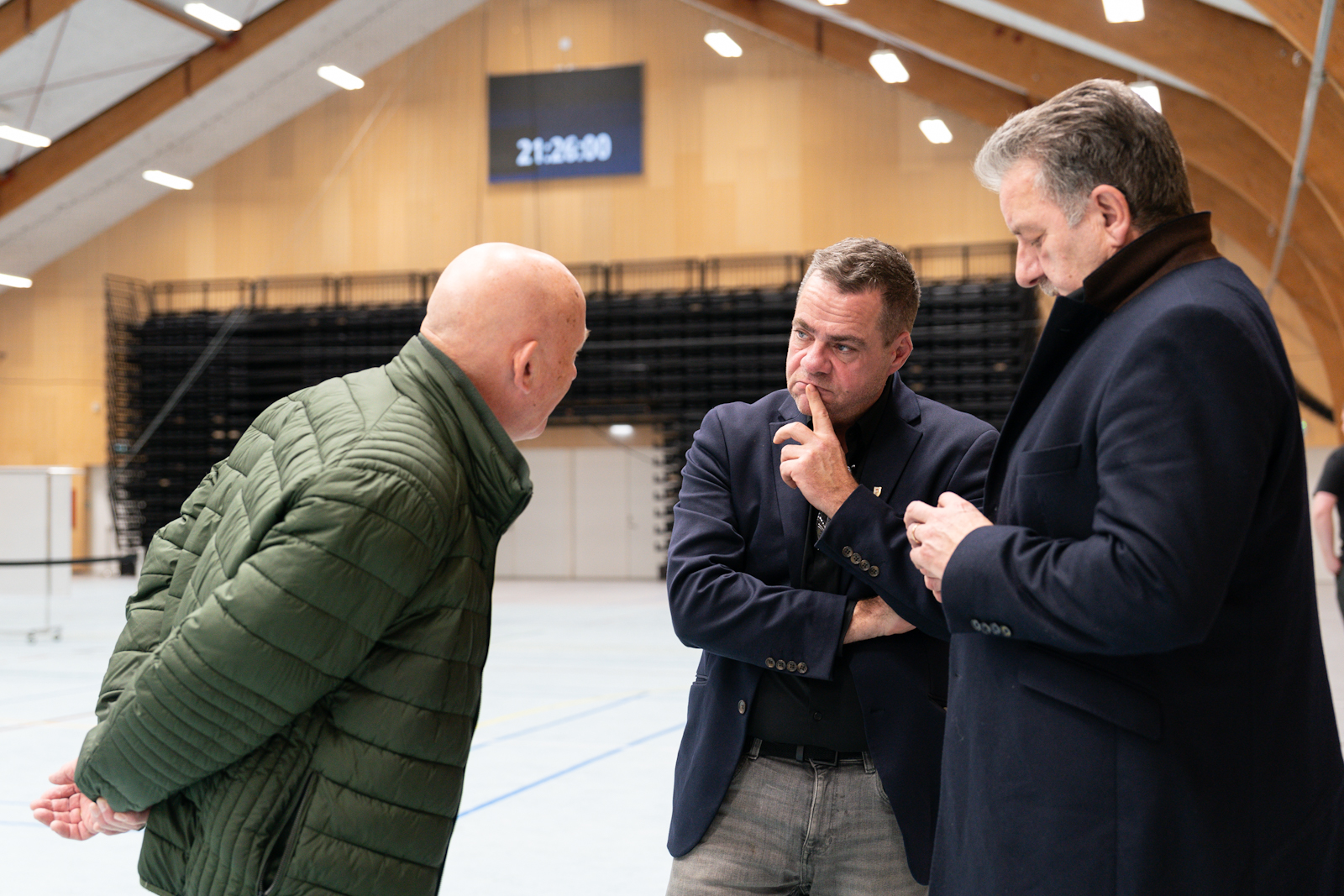 Í myndum: Tað verður talt og telvað á Hálsi í Havn | Kringvarp Føroya