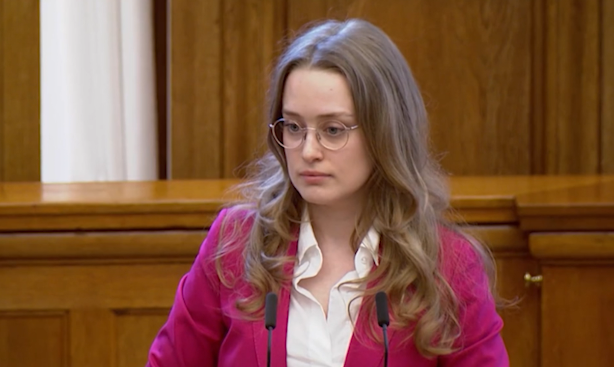 Aki-Matilda Høegh-Dam | Kringvarp Føroya