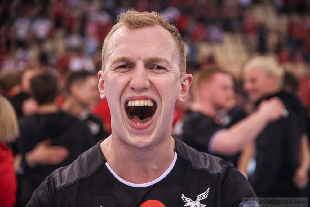 Allan: Errin at vera partur av hesum | Kringvarp Føroya