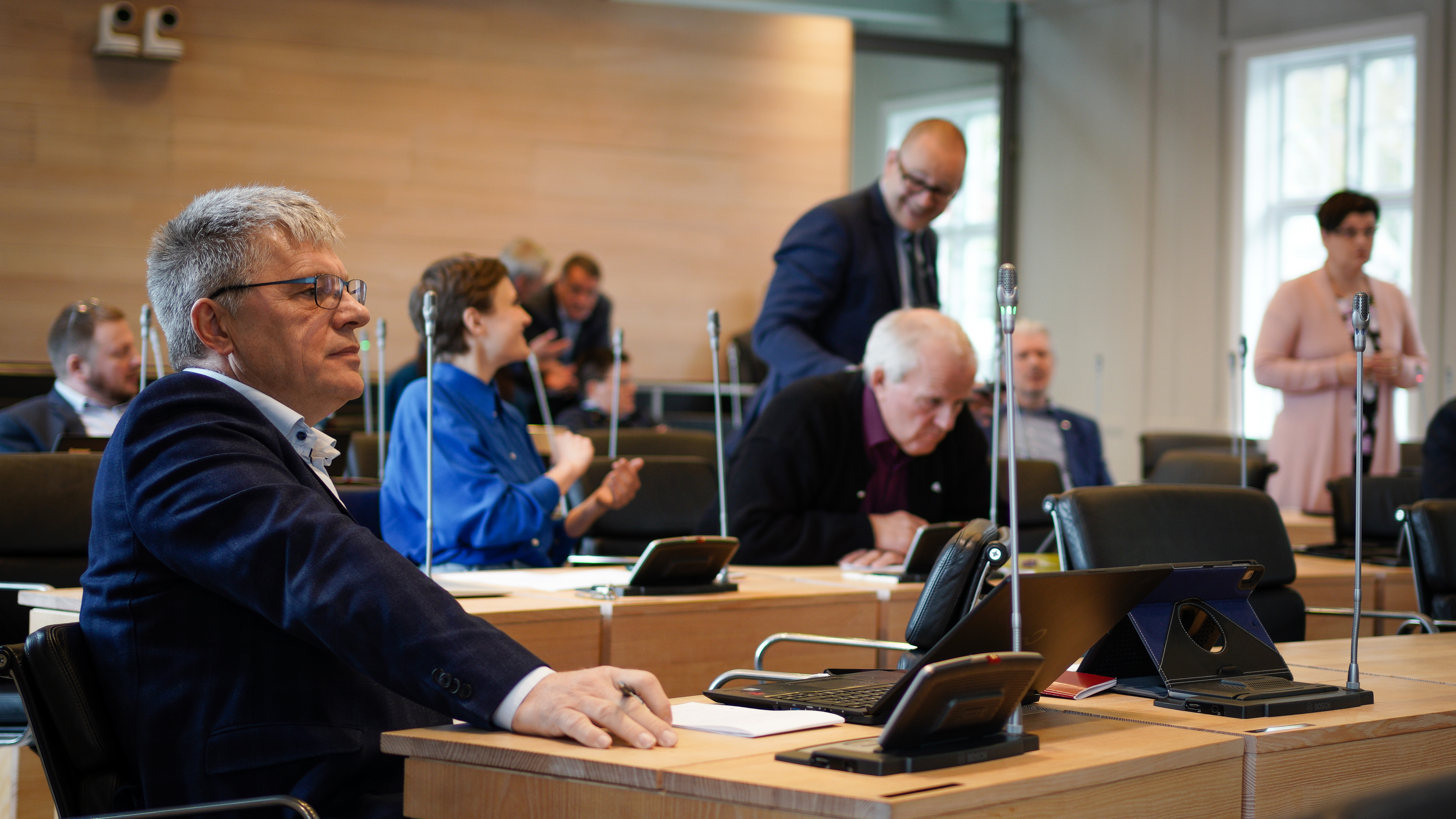 Visti ikki, at hjálparpakkarnir ikki verða longdir | Kringvarp Føroya