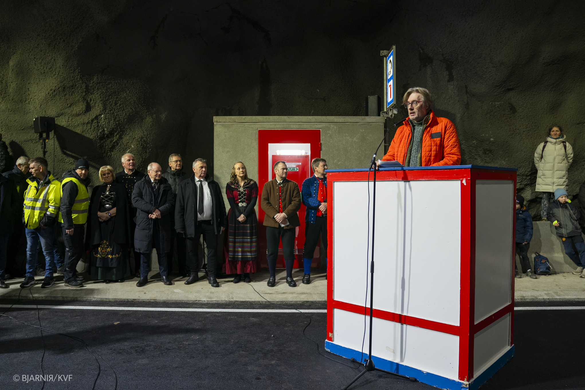 Edvard Fuglø, Sandoyartunnilin | Kringvarp Føroya