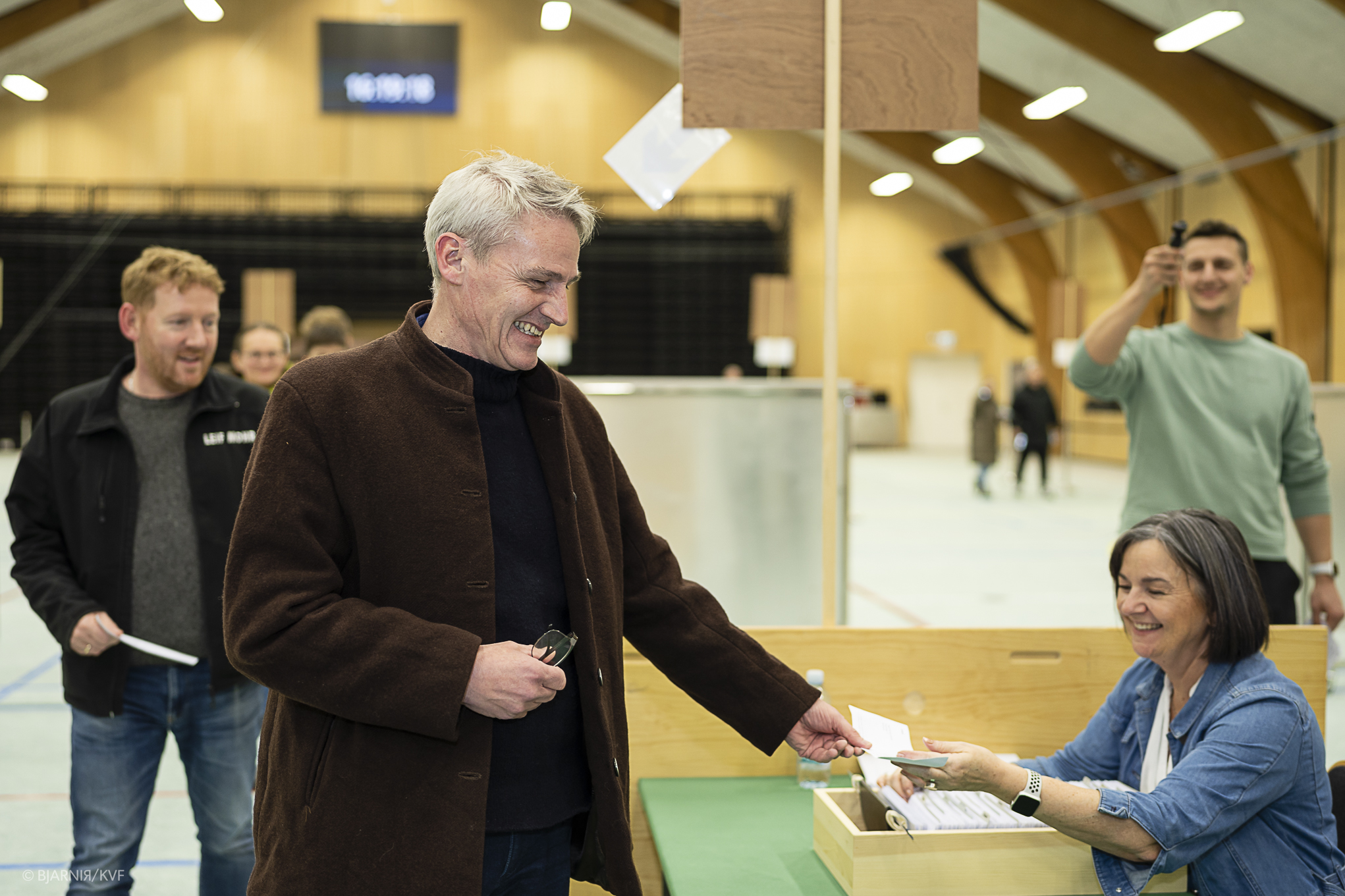 Løgtingsvalið 2022, á val við forfólkunum í flokkunum, Høgni Hoydal ...