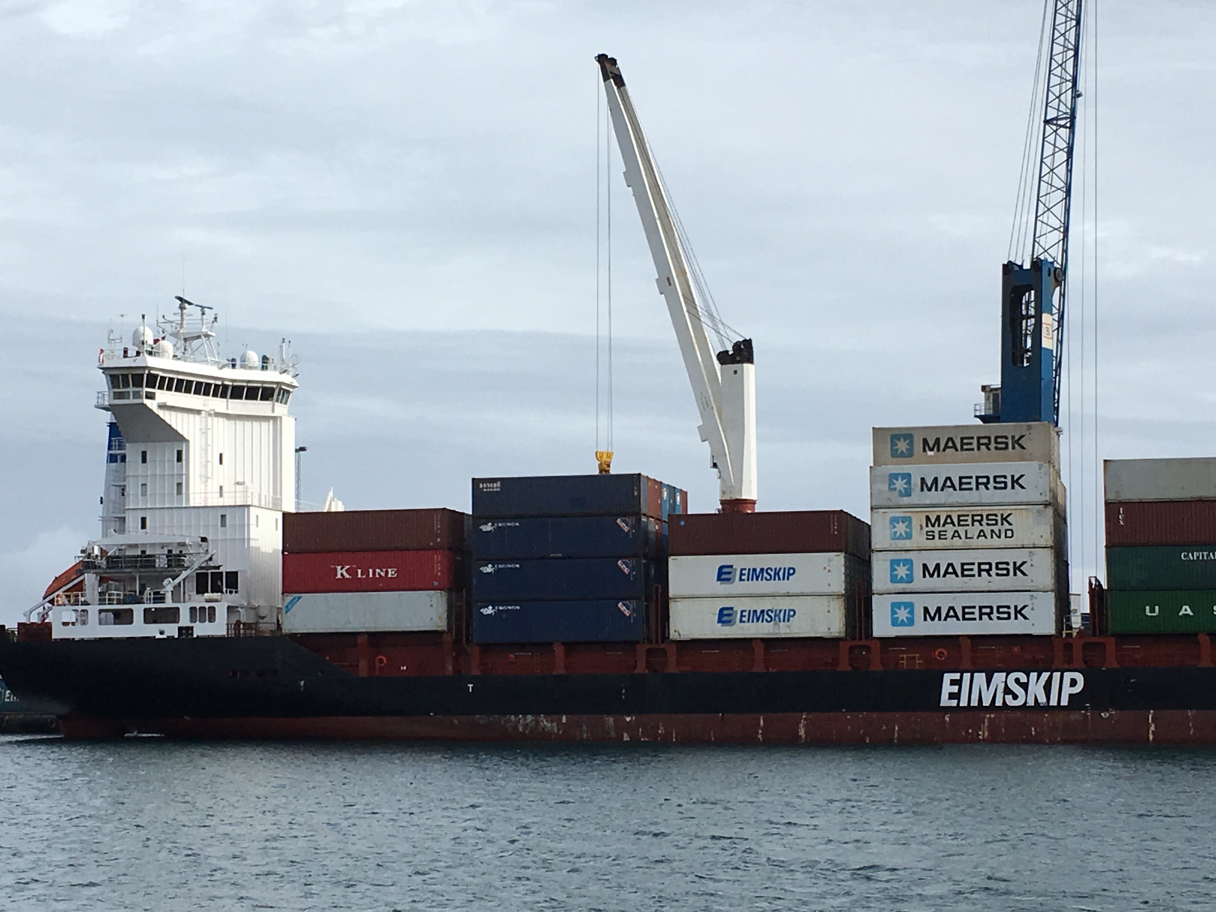 Eimskip selt Laxfoss og Góðafoss | Kringvarp Føroya