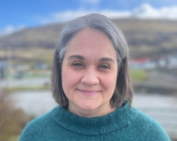 Kitty stjórnar kvøldskúla | Kringvarp Føroya