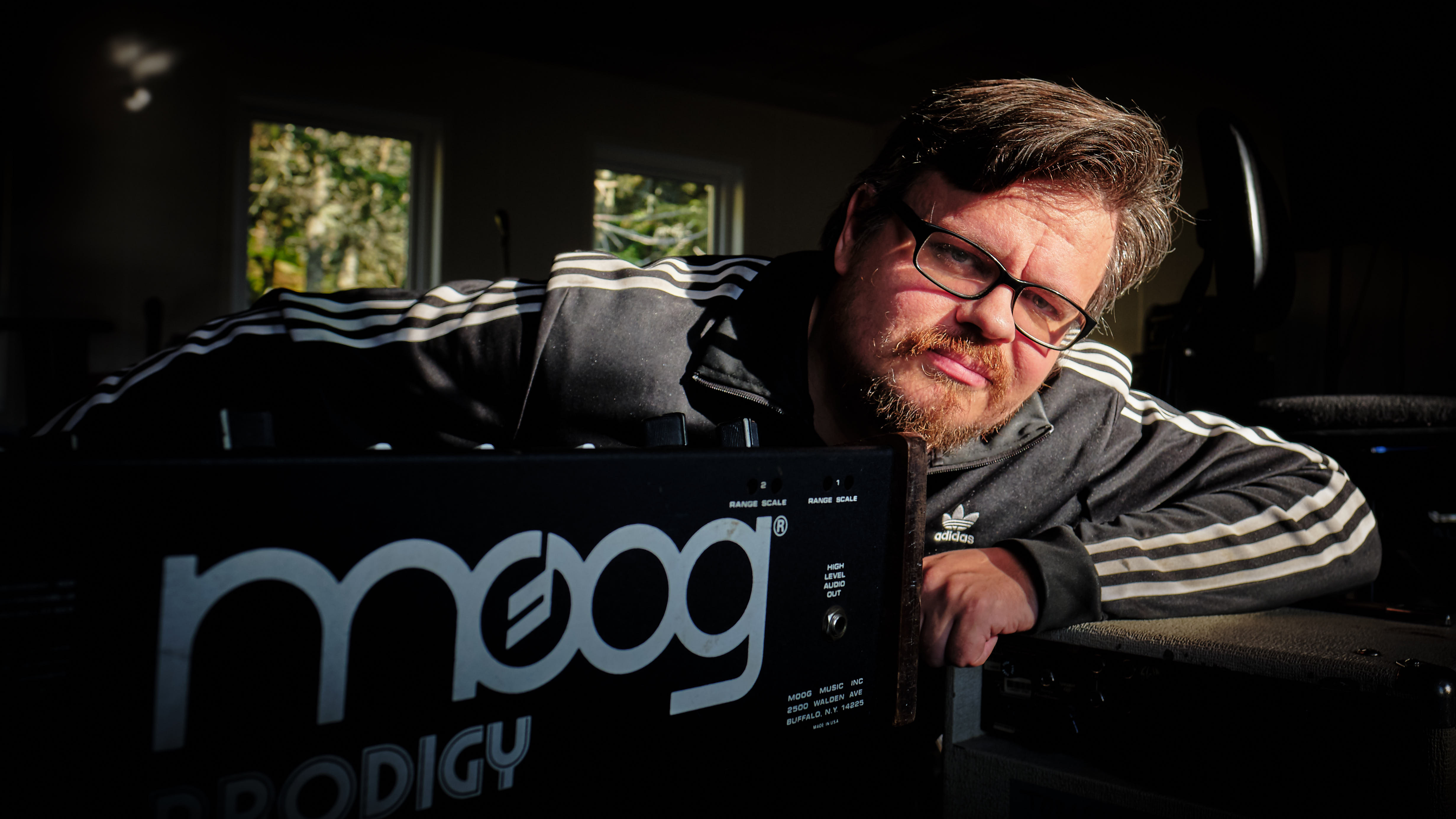 Knút við nýggjum tilfari í Tøting | Kringvarp Føroya