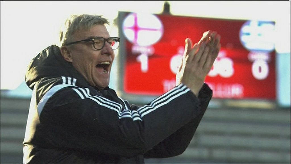 Lars Olsen hevur stillað liðið | Kringvarp Føroya