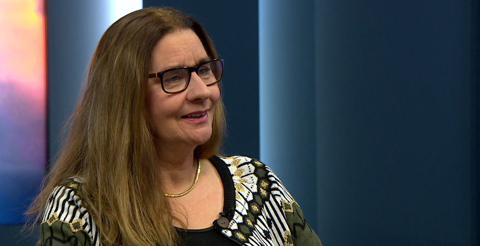 Marjun í Kálvalíð prædikar á ólavsøku | Kringvarp Føroya