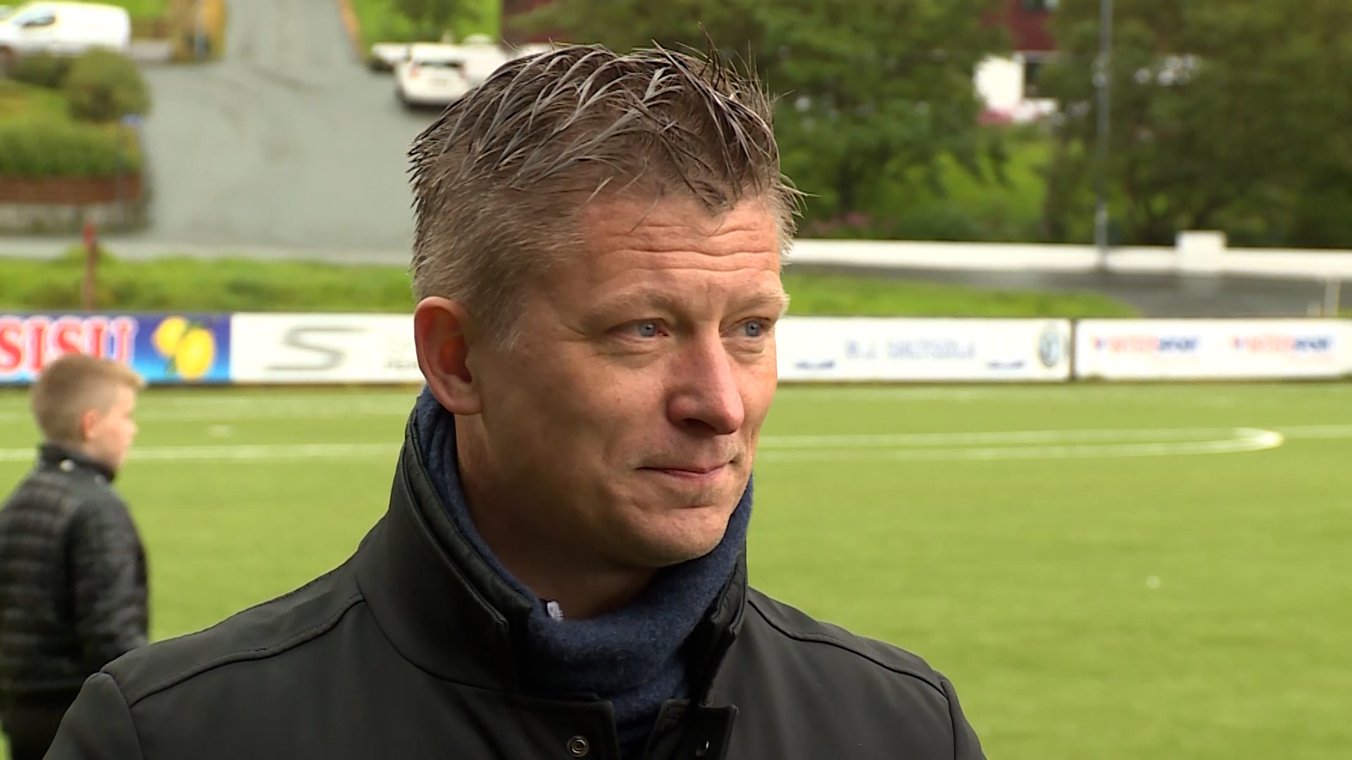 Mikkjal Thomassen nýggjur venjari hjá AIK | Kringvarp Føroya