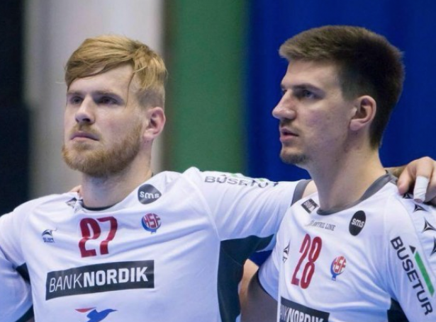 Peter Krogh við móti Danmark | Kringvarp Føroya