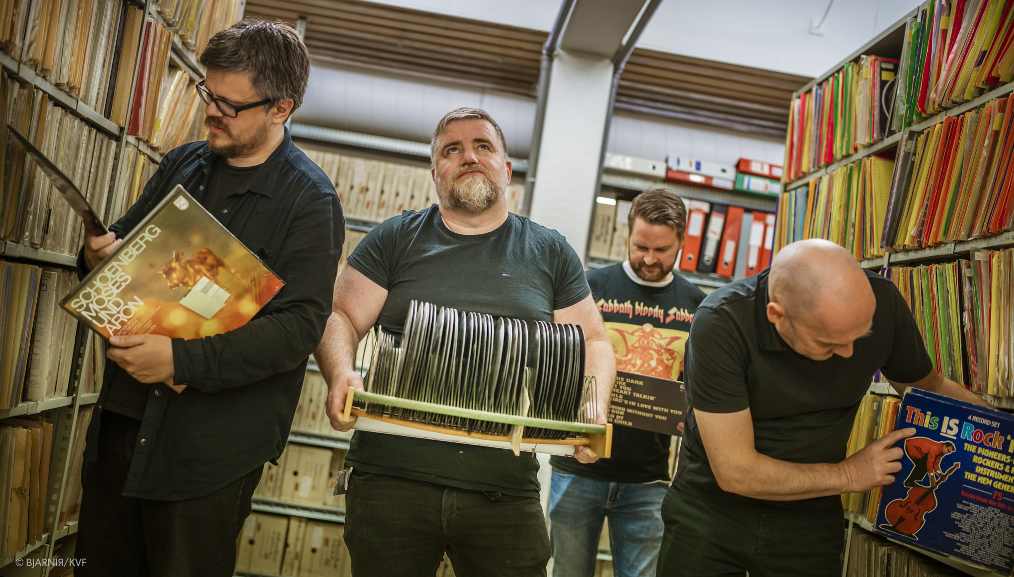 Pláturnar snara fyrstu ferð í Plátupanelinum í morgin | Kringvarp Føroya