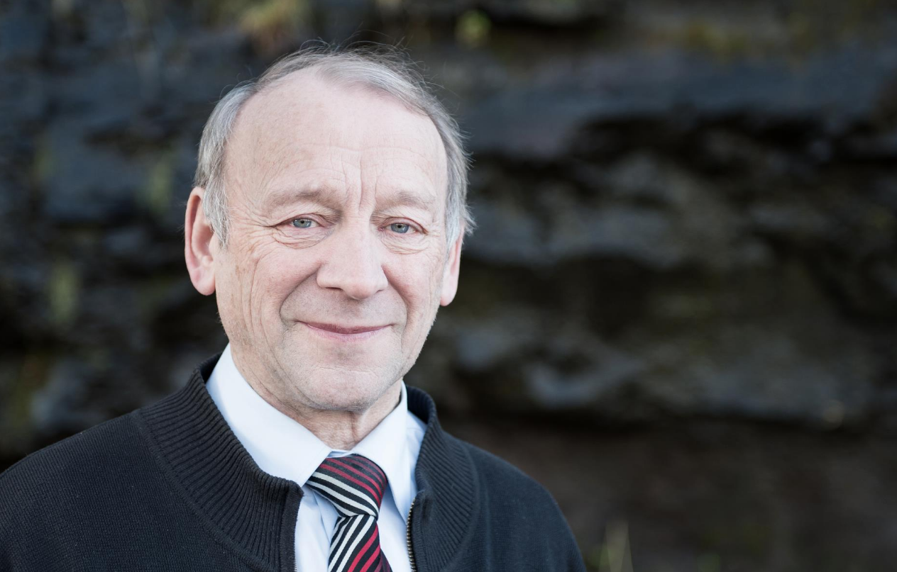 Steinbjørn var innanfyri, men endaði uttanfyri | Kringvarp Føroya