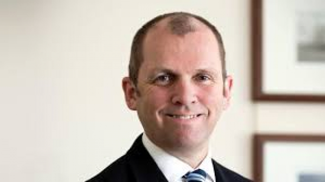 Graham Stewart undir nýtt oljuvirksemi | Kringvarp Føroya