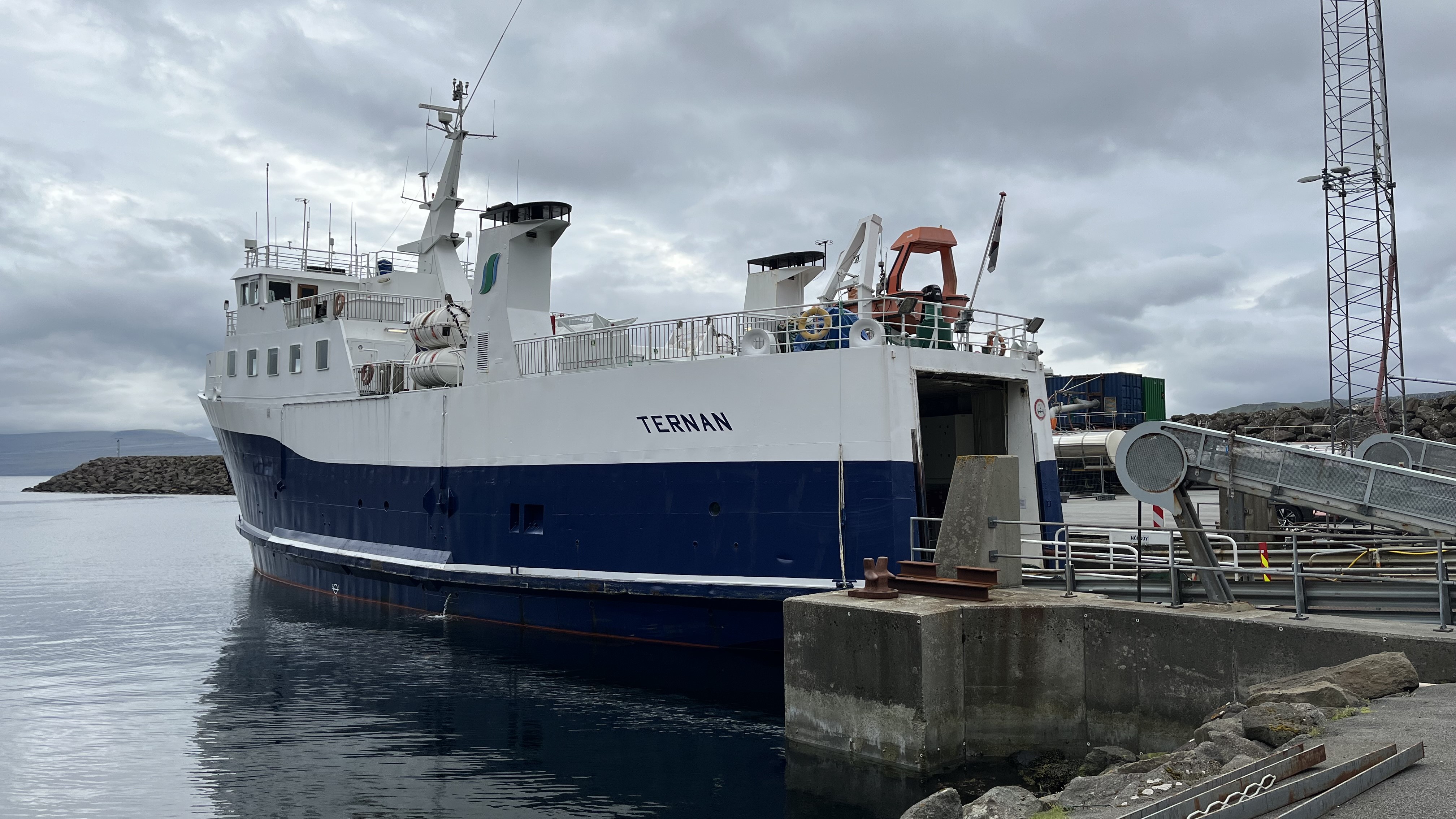 Ternan aftur í Hesti | Kringvarp Føroya