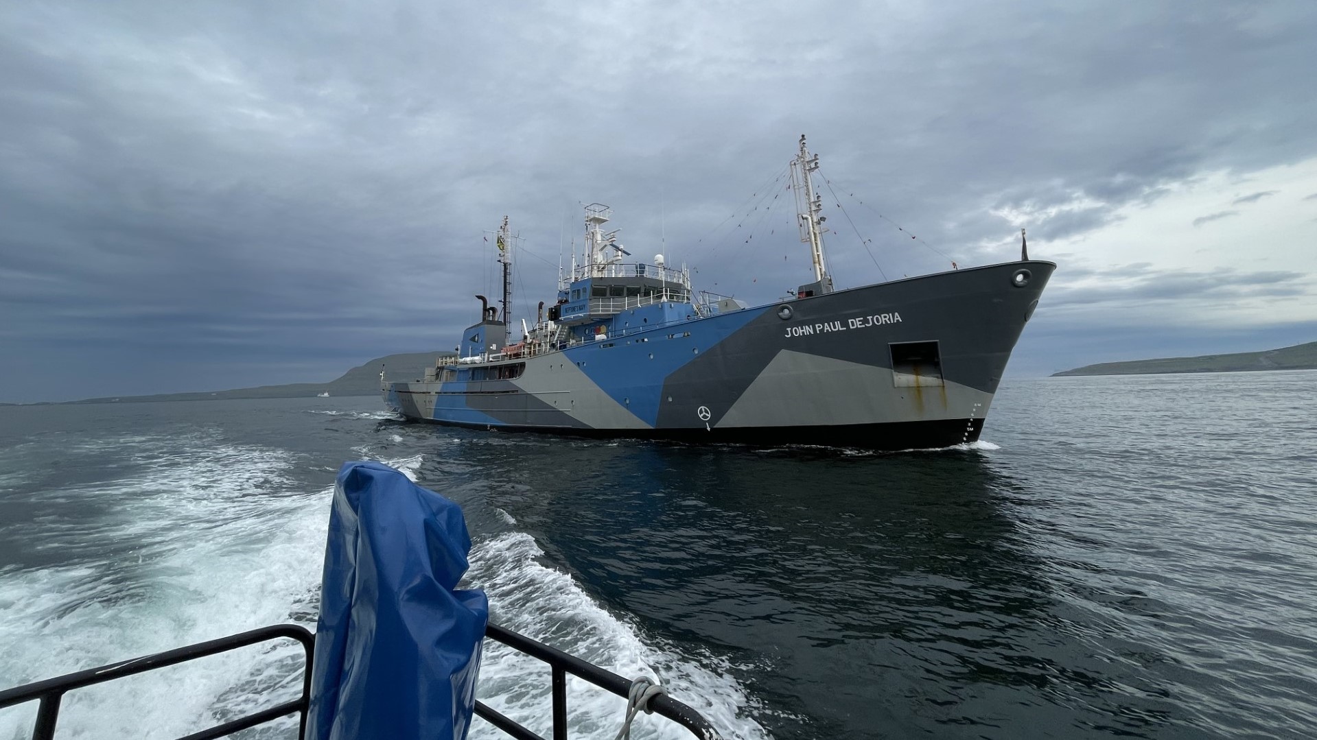 John Paul Dejoria, Paul Watson, skip hjá Paul Watson | Kringvarp Føroya